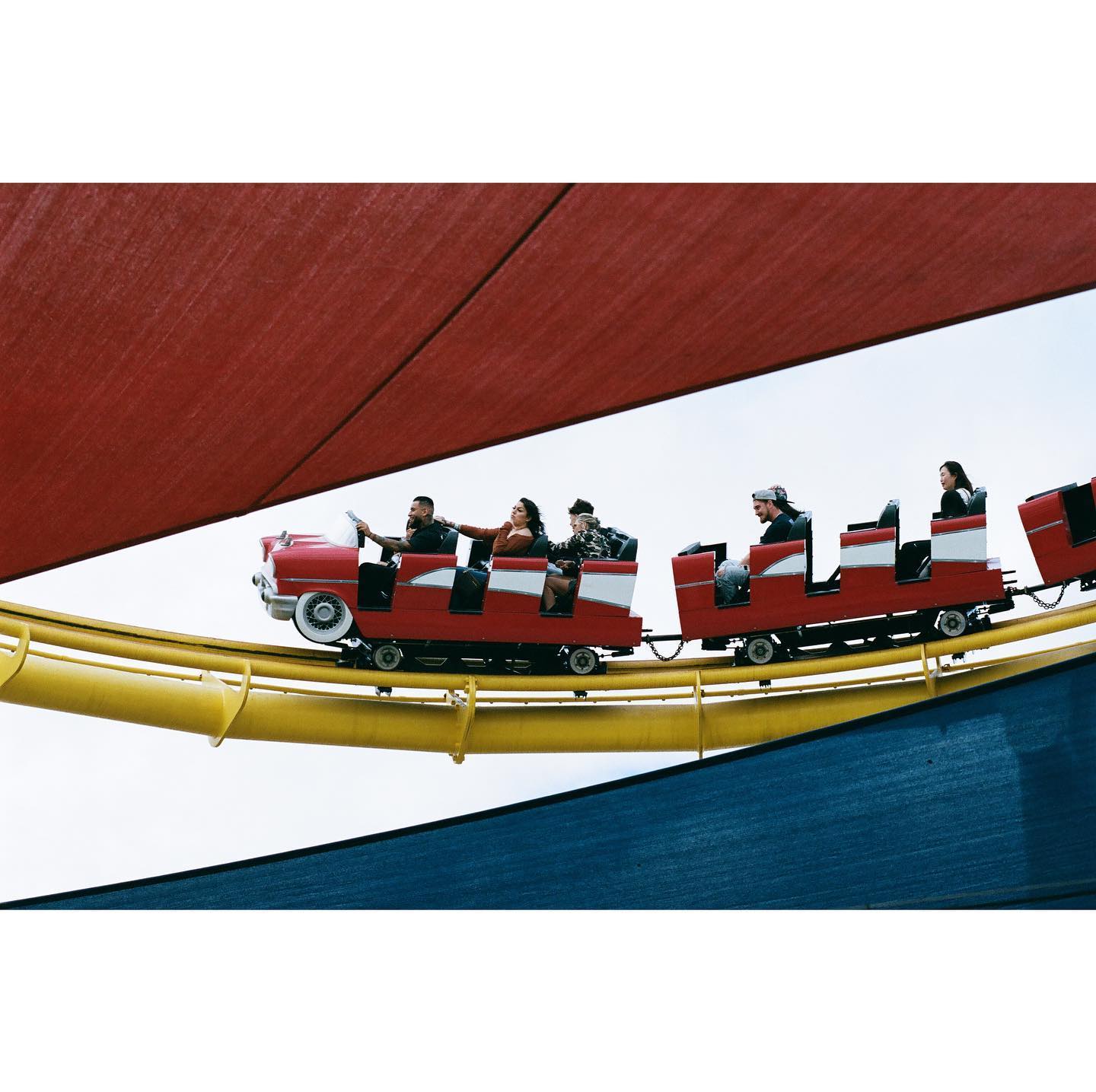The Pacific Wheel turns blue for World Day of Bullying Prevention ...