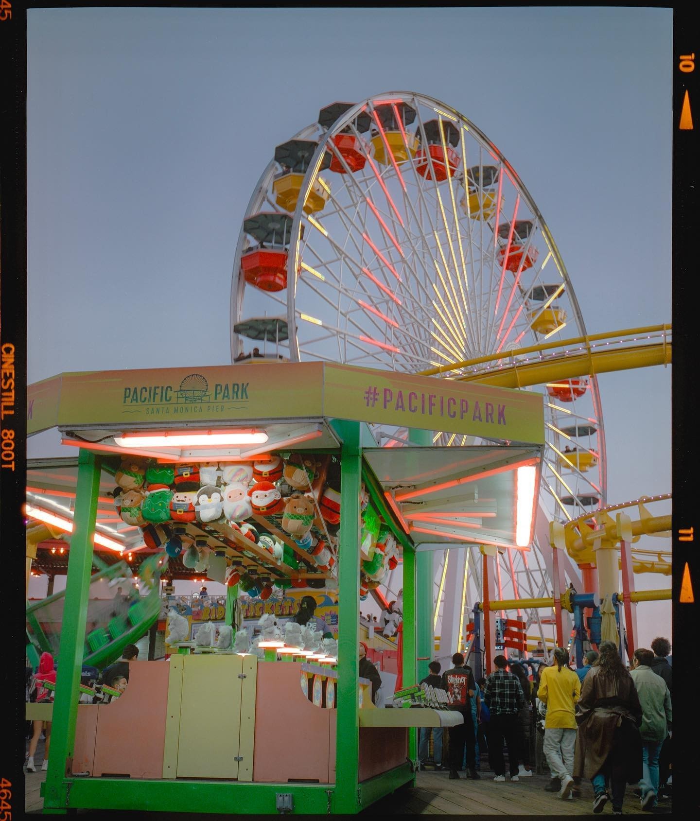 Blink-182 Ferris wheel lighting at the Santa Monica Pier - Pacific Park ...